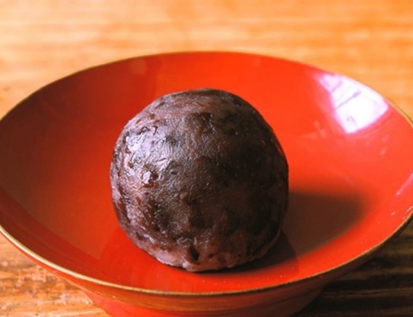 Alcocca News☆☆食べ歩きにもピッタリ♪まあるく可愛い一口サイズのおはぎ専門店「ぎおんおはぎ 小多福（おたふく）」｜Alcocca梅田 大阪 （アルコッカ 梅田 大阪）